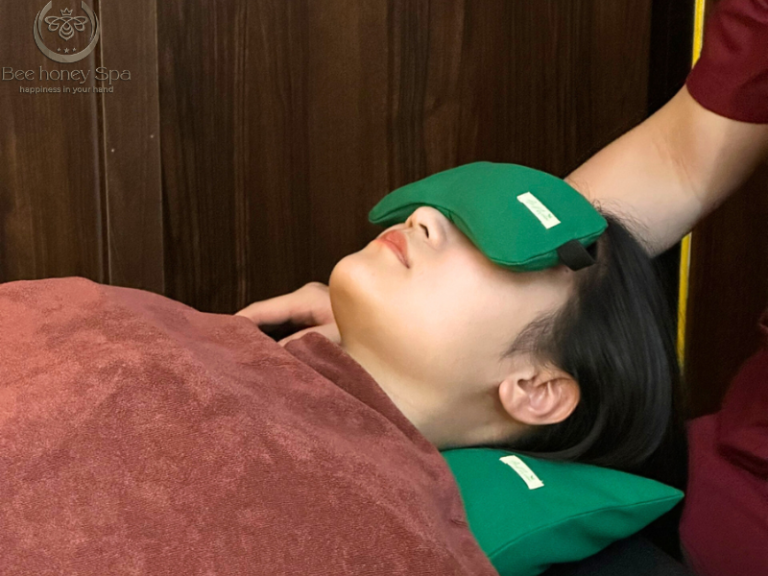 Herbal Massage in Da Nang - Bee Honey Spa