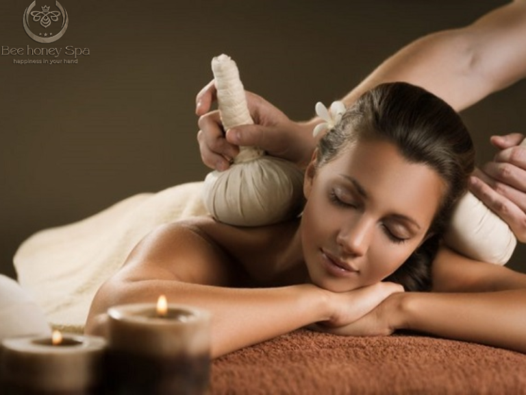 Herbal Massage in Da Nang - Bee Honey Spa